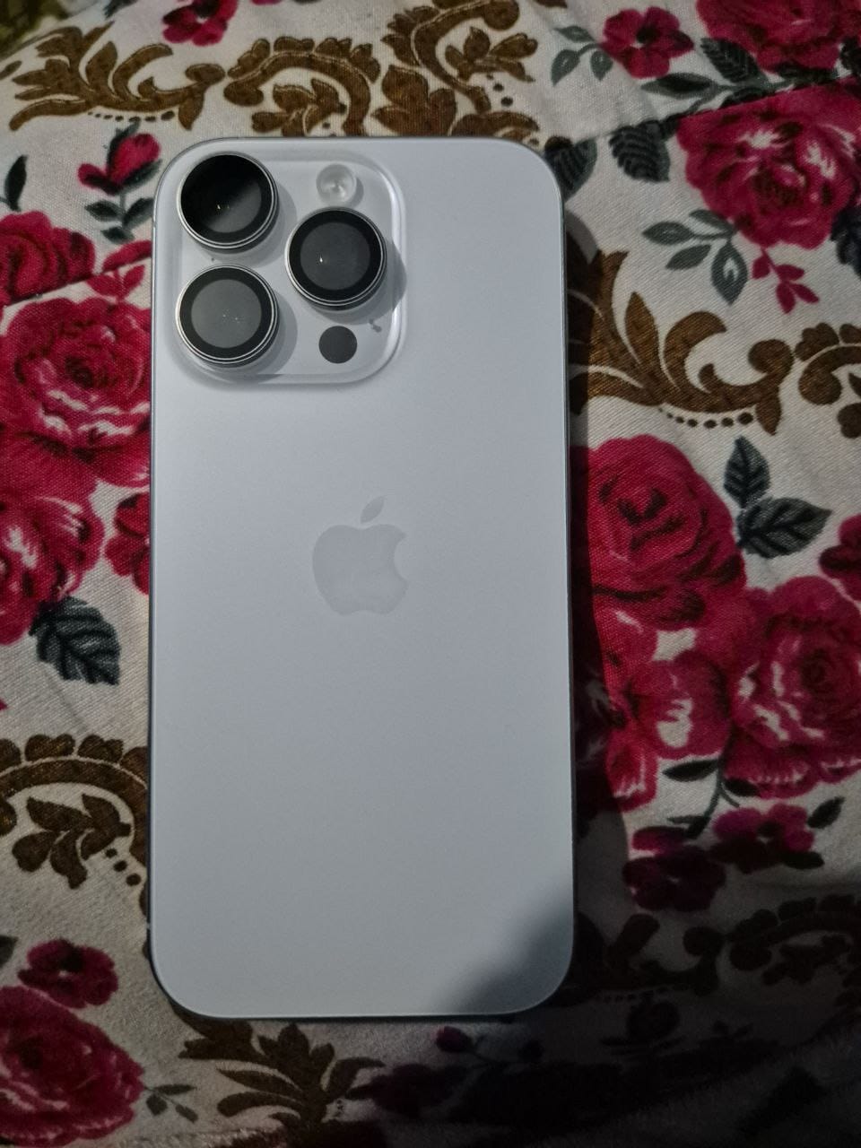 Buy Refurbished and Second Hand Apple iPhone 16 Pro Online at Cashify Store